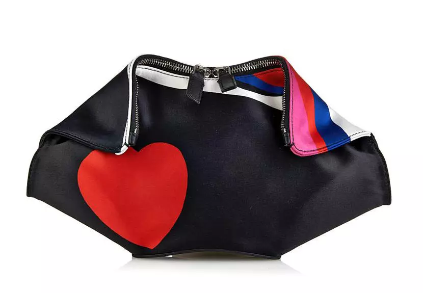 Alexander-McQueen-De-Manta-Heart-Clutch