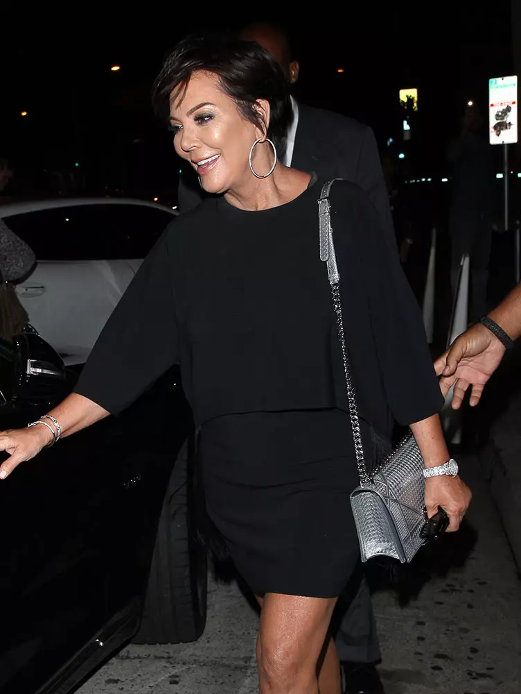 Tidak mengherankan, Kris Jenner Telah Membunuh Permainan Tas Akhir-akhir ini 9115_4