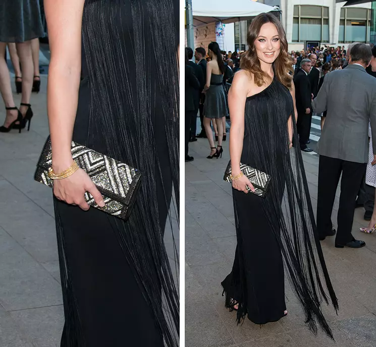 Olivia Wilde Stuart Weitzman Roundtown Clutch