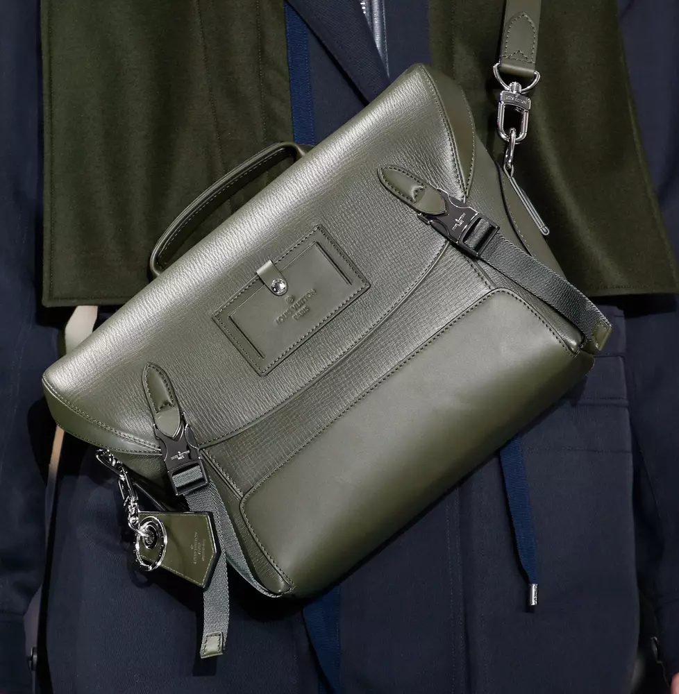 Louis-Vuitton-Hombre-Otoño-2016-Bolsos-16