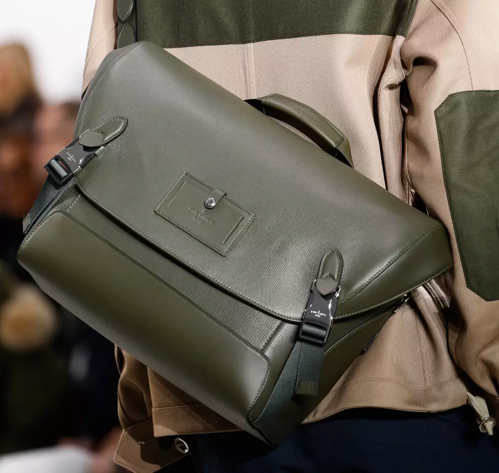 Louis-Vuitton-Hombre-Otoño-2016-Bolsos-20