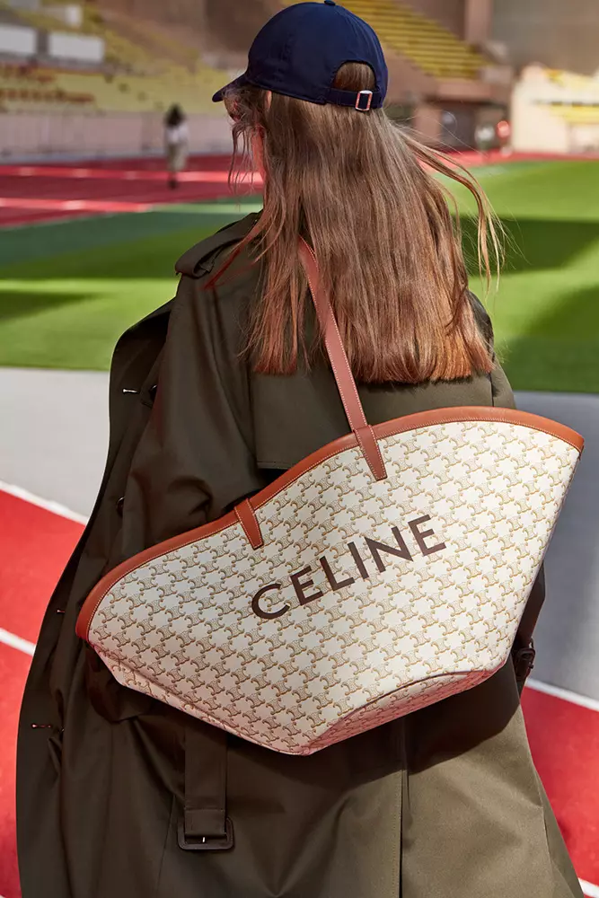 Celine 的 2021 春季秀是对终极酷女孩的颂歌 939_25