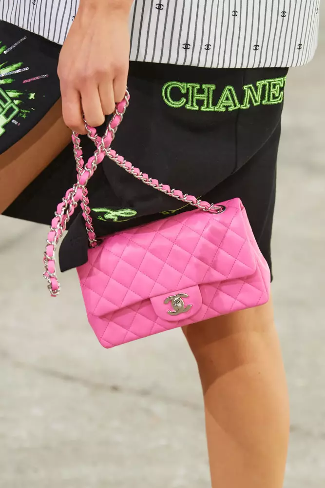 Все вещи Tiny затмили всех в Chanel весной 2021 года 978_20