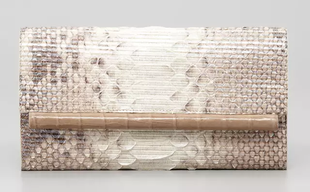 Nancy Gonzalez Python och Glitter Clutch