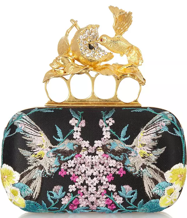 Alexander McQueen Knuckle ချယ်လှယ်ထားသော Satin Box Clutch