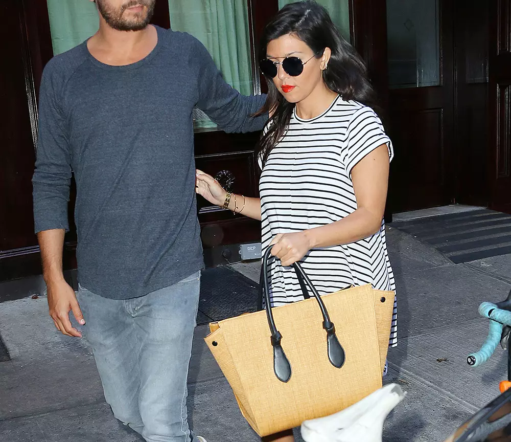 Kourtney-Kardashian-Celine-Te-Tote